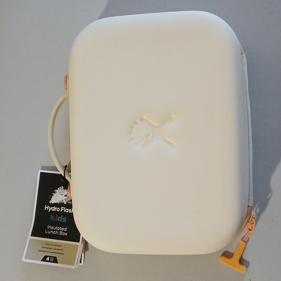 Hydro Flask | Other | Hydro Flask Kids Lunch Box In Cream And Light ...